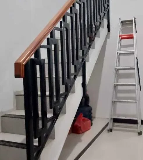 Pasang Railing Tangga Besi Bali WA 0813-7058-3888 | Griya Dewata Nusantara